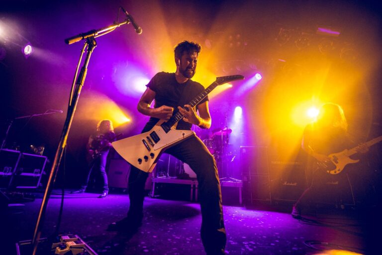 Official Deville Hompage